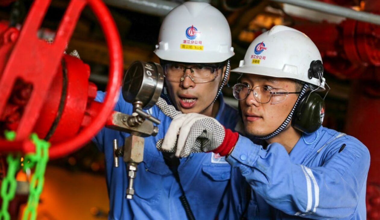Com mais de R$ 10 bilhões, multinacional petroleira CNOOC, da China ...