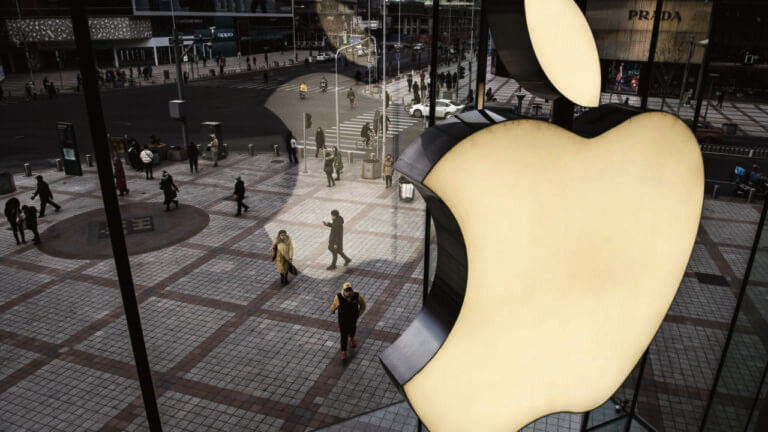 Apple se rende a IA e poderá implantar tecnologia avançada de chatbot ...