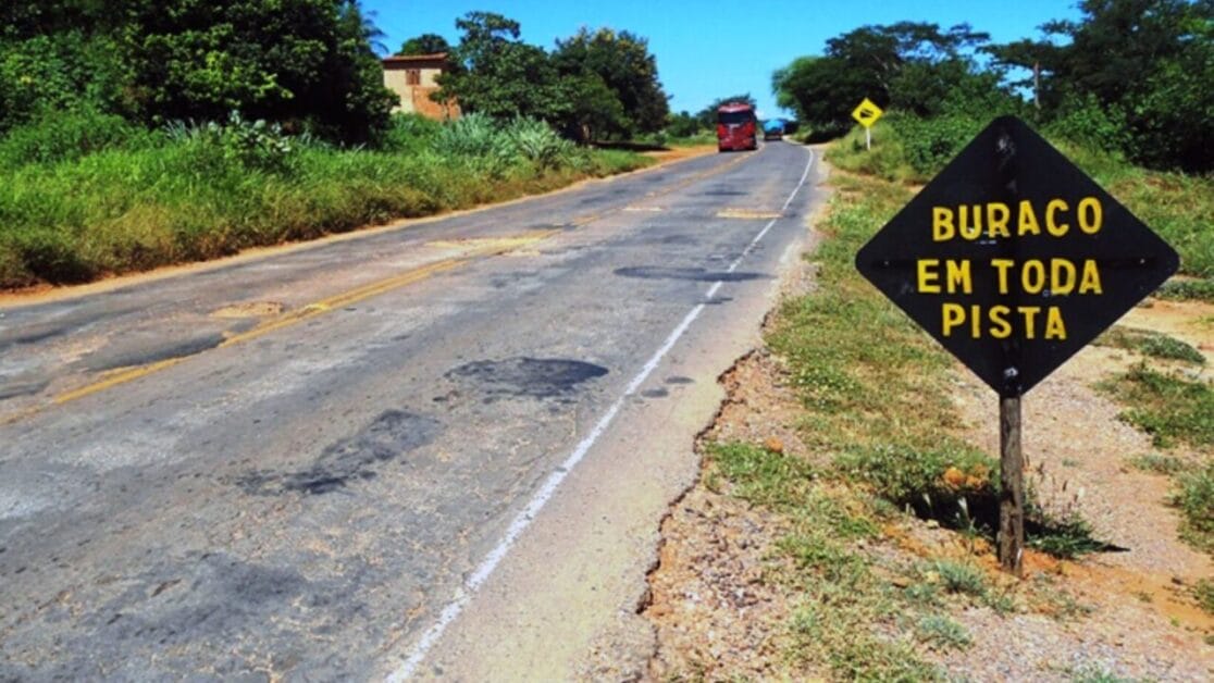 Por falta de investimentos e manutenção, asfalto brasileiro é o 2º pior ...