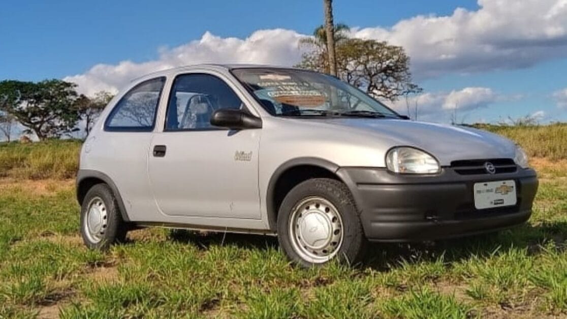Qual foi a próxima geração do Chevrolet Corsa que nem chegou no Brasil ...