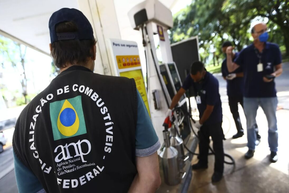 Governo corta verbas e paralisa fiscalização da ANP, afetando a ...