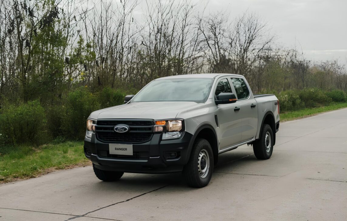 Nova Ford Ranger 2025 chega com até R$ 42,8 mil de desconto, várias ...