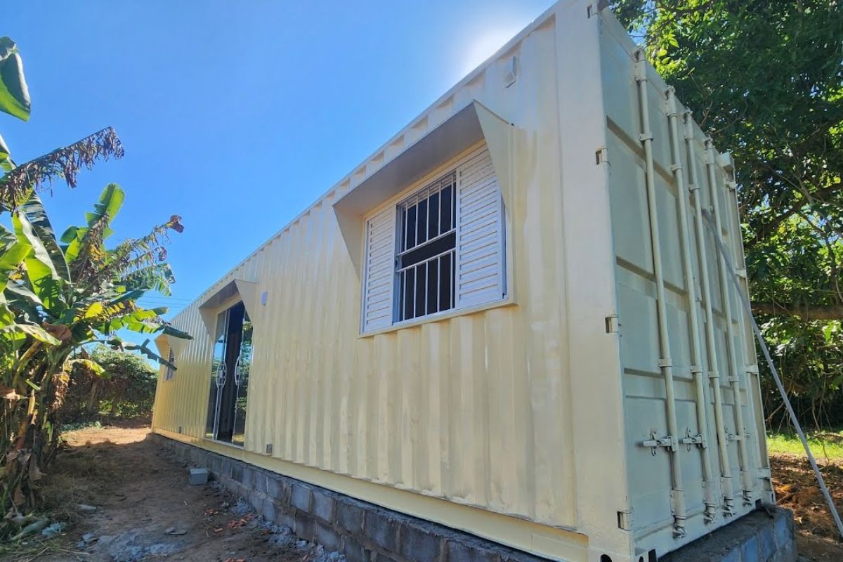 Casa pronta em até 15 dias! Empresas usam painéis EPS que são mais ...