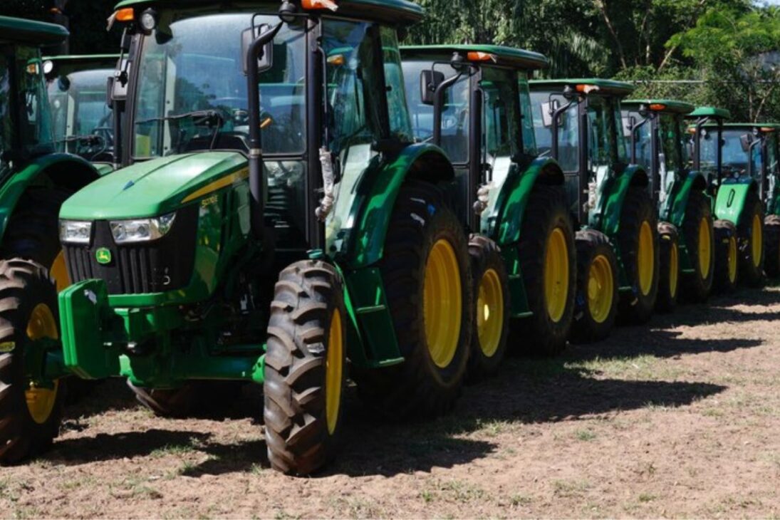 Promaq 2025 fortalece modernização agrícola com entrega de tratores e ...