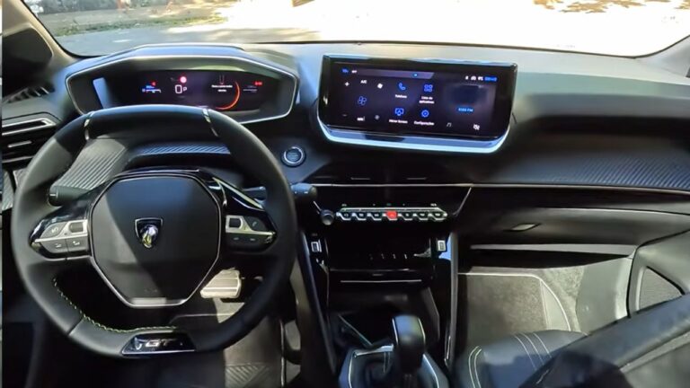 Peugeot 208 ganha versão híbrida com 130 cv, foca em dirigibilidade ...