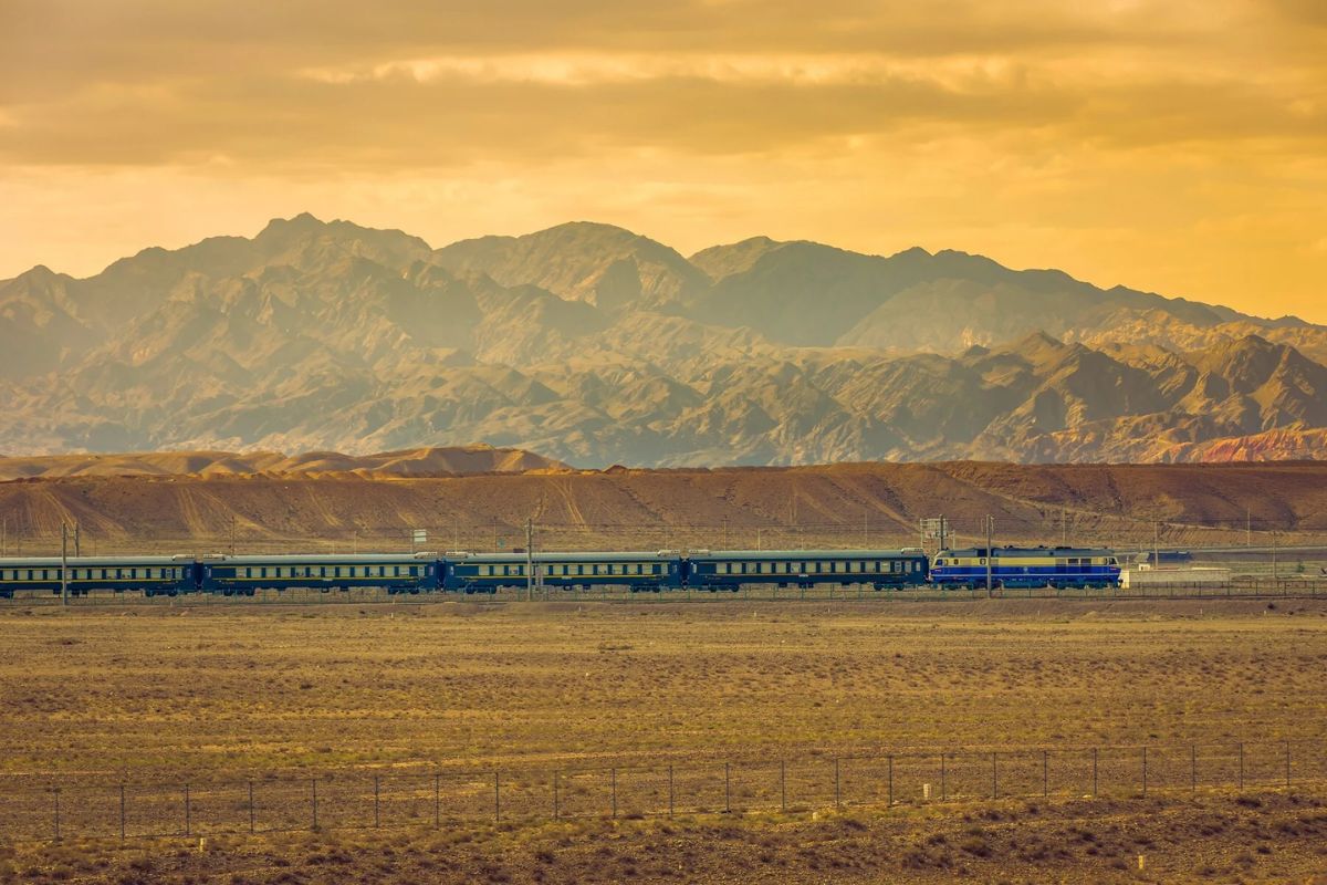 China ergueu ferrovia de alta velocidade com mais de 2.000 km cruzando ...