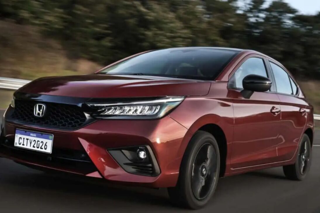 Honda City Hatchback faz até 13,3 km por litro na cidade, traz bancos ...