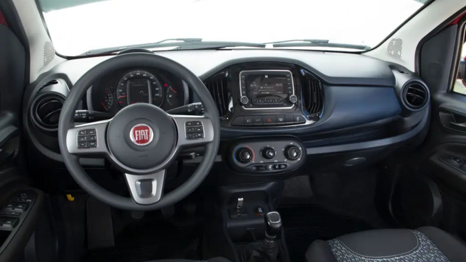 Modelo Fiat com motor que aguenta mais de 300 mil km faz até 15,1 km/l ...