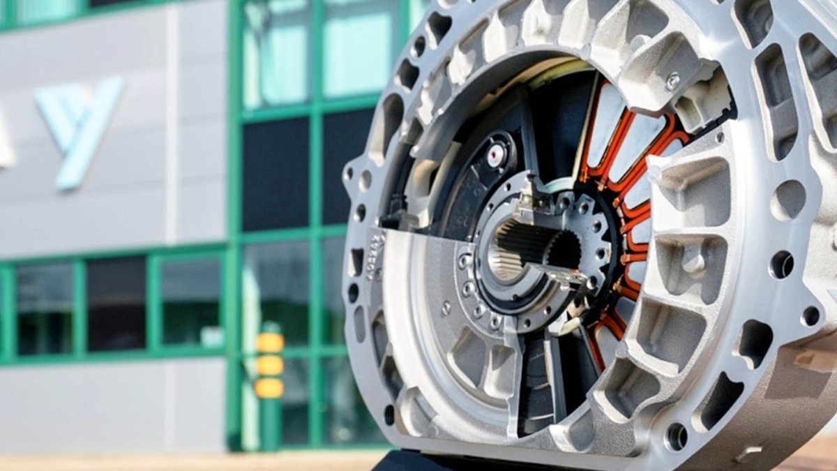 With 1.000 hp and a weight of 12,7 kg, this electric motor breaks ...