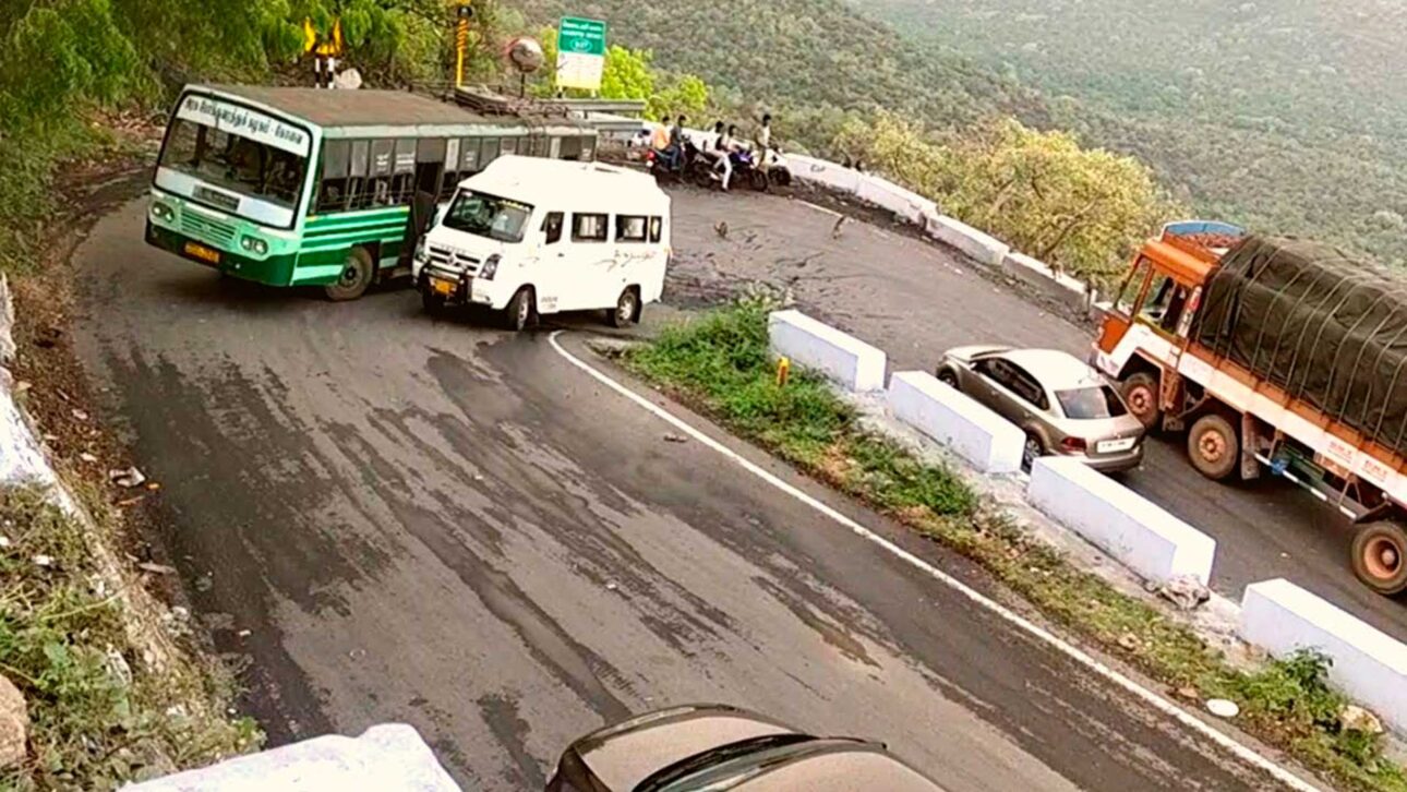 Estrada conhecida por 27 curvas em cotovelo tem manobras no limite ...
