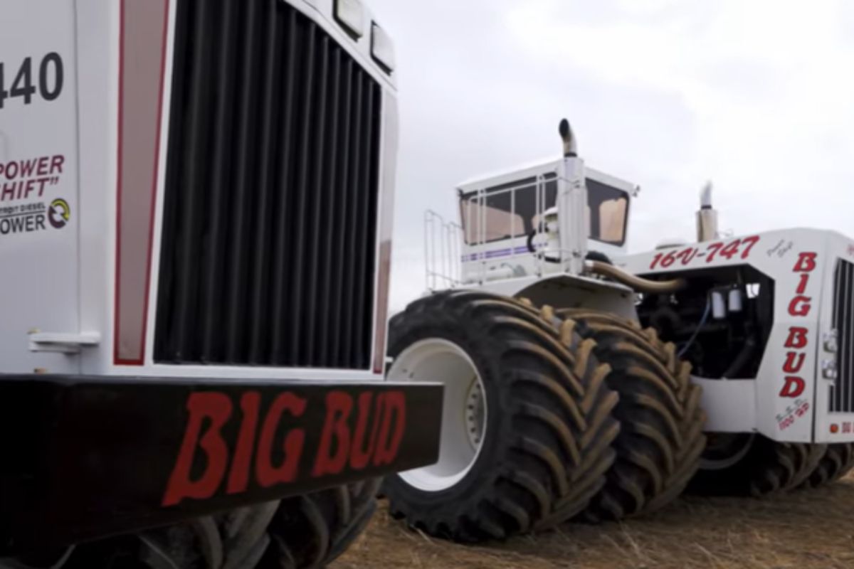 Big Bud 747, o maior trator do mundo, volta a ser produzido após 40 ...