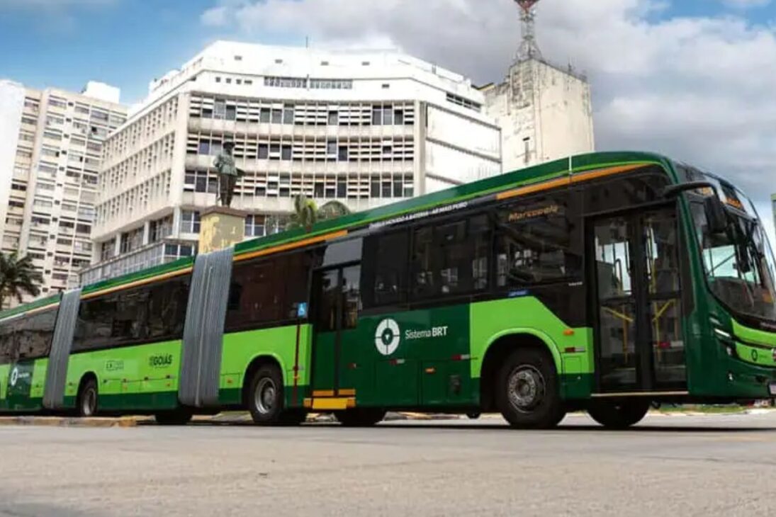 Goiás estreia maior ônibus elétrico do mundo em Goiânia, biarticulado ...