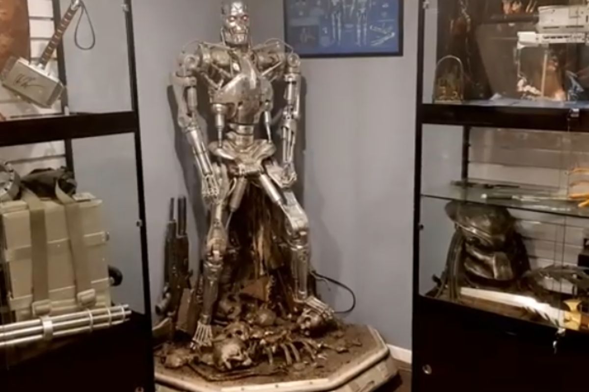 Artista australiano passa 4 anos construindo à mão um T-800 real de ...