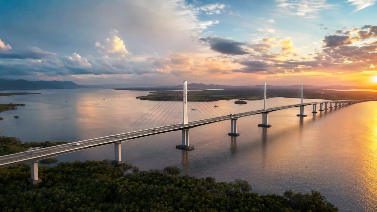 Com 1,2 km de extensão sobre a Baía da Babitonga e um estudo de ...
