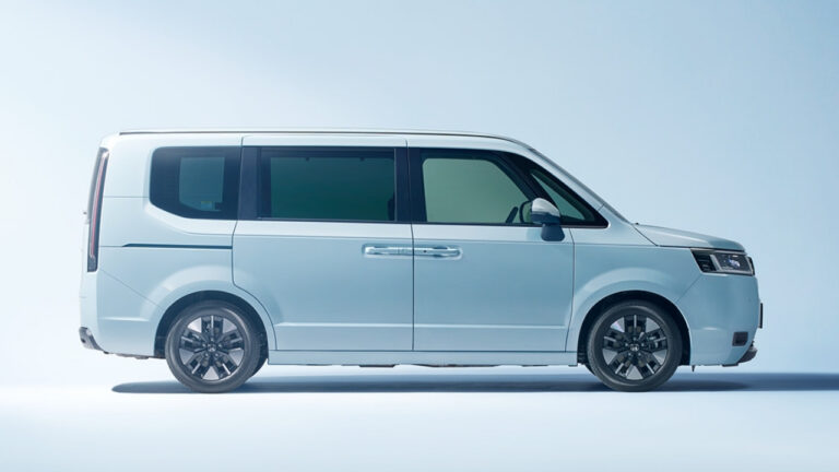Honda tem “Kombi premium” híbrida com 7 ou 8 lugares mais barata que ...