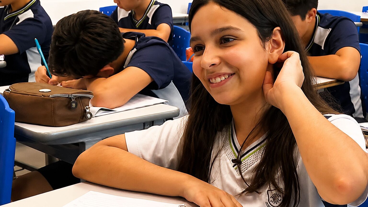 Júlia Pimentel, mineira de 11 anos, inventou sozinha uma fórmula nova ...