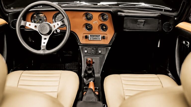 Volkswagen SP2 parecia fraco demais para ser esportivo, mas seu desenho ...