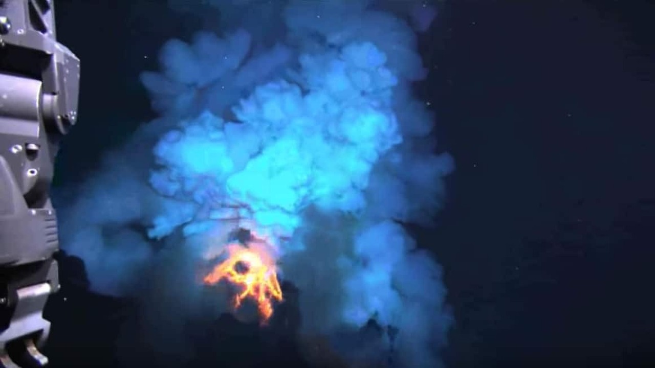 Vulcão submarino no Oregon dá sinais de erupção em 2026